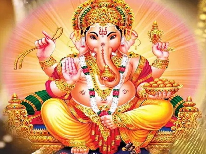 जय देव जय देव जय मंगलमूर्ति दर्शनमात्रे मन कामना पूर्ती, यहां से पढ़ें ...